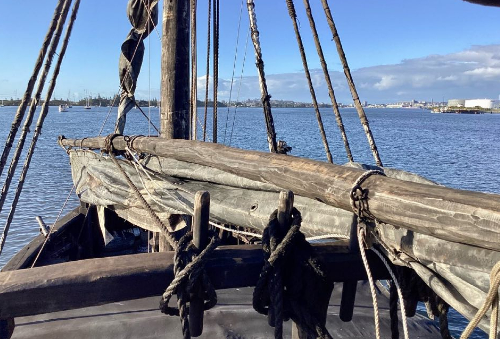 Replica 15th-century caravel Notorious to sail into Shell Cove for ...
