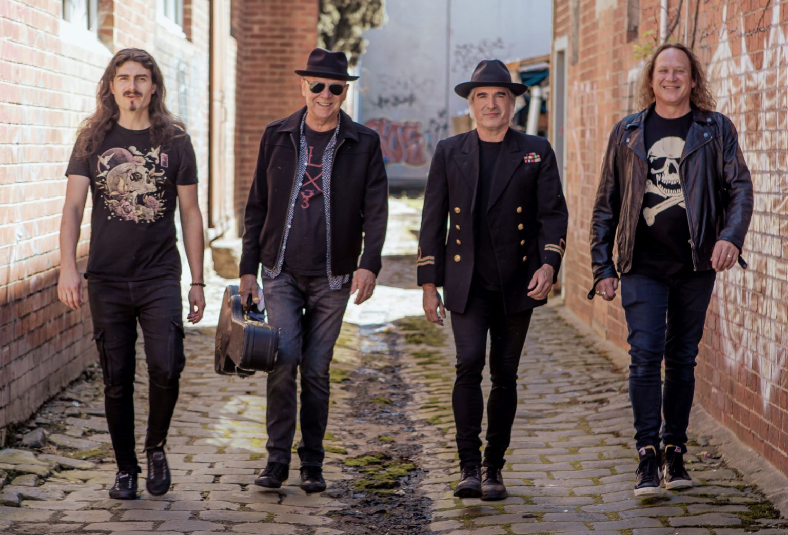 Aussie supergroup The Fabulous Caprettos set to rock Thirroul with ...