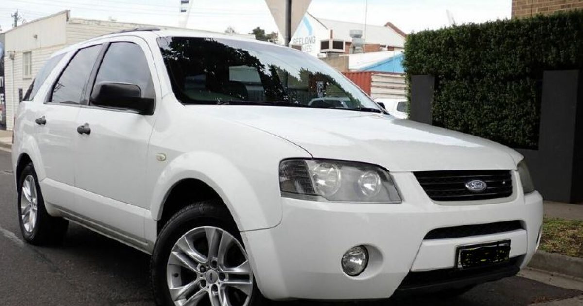 Police search for witnesses after driver allegedly shot with nail gun ...