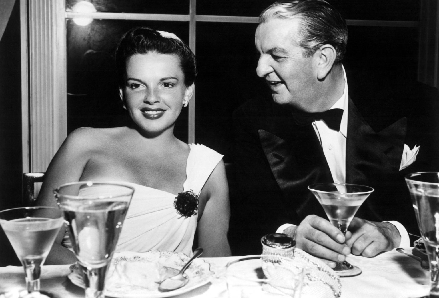 Kiama glams up to honour Hollywood costume design legend Orry-Kelly ...