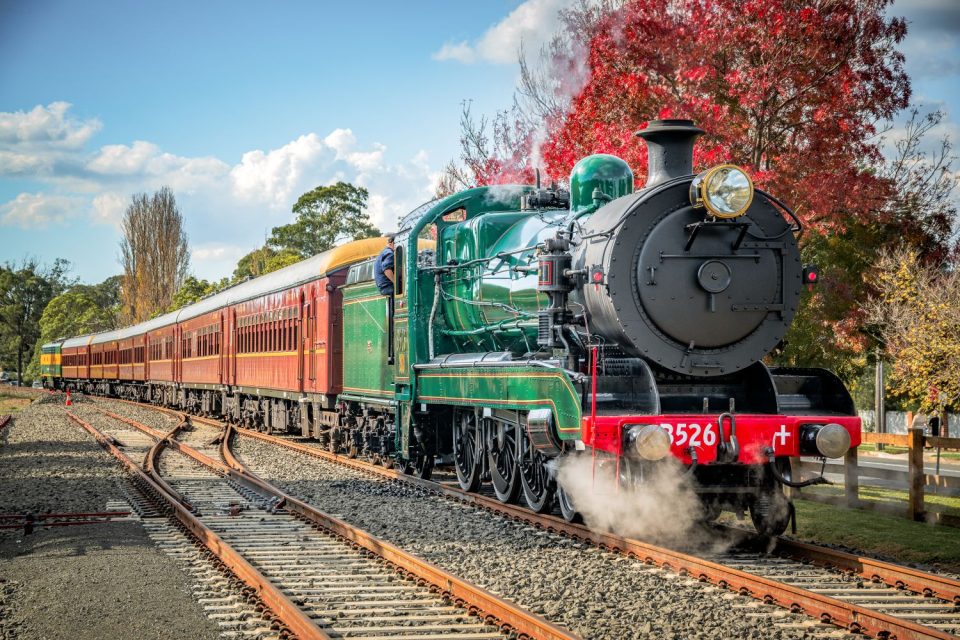 Historic locomotive steams into the Shoalhaven for a trip back in time ...